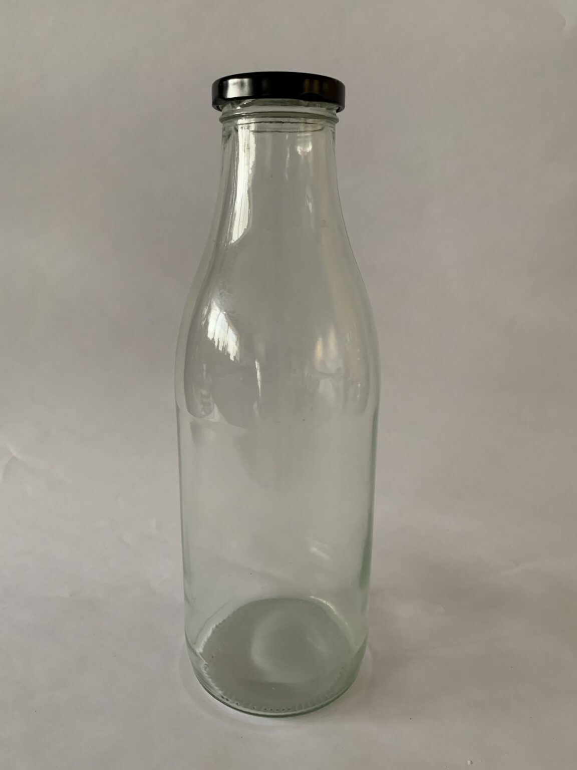 Melkfles met dop - Veldzicht Hoeve